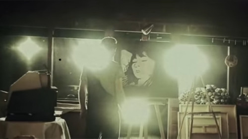 The Key? No Dialogue on Set