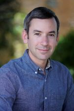 “Make Risky, Artistic Choices” Showrunner Andy Greenwald On ‘Briarpatch’