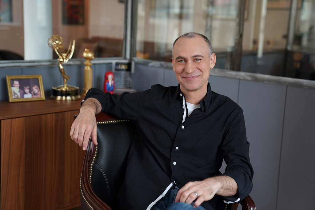 “Write What Feels Real To You” Joel Fields & Joe Weisberg On ‘The Patient’